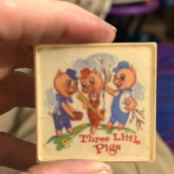 crest supplies USA | Other | Antique Three Little Pigs Plug In ...